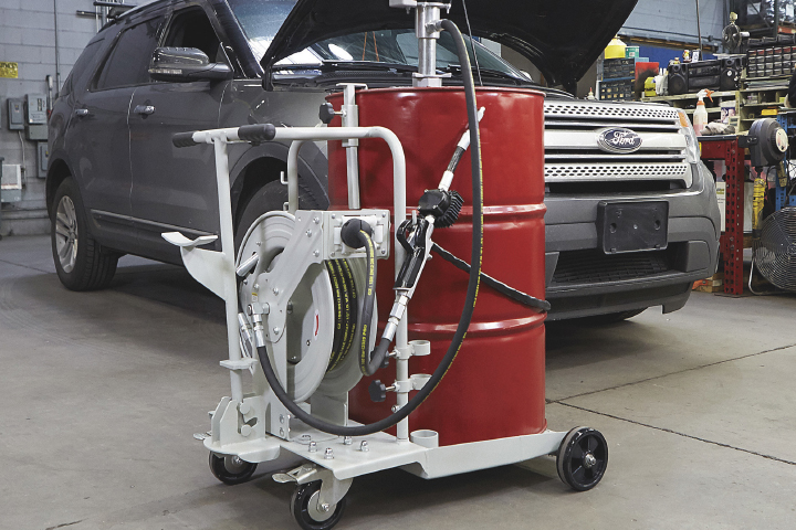 Roughneck Air-Operated Oil Pump Kit with Cart and Reel, 6.5:1 Ratio, 4.7 GPM, 5–55-Gal. Drums ...